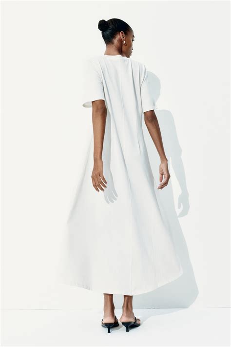Ausgestelltes T Shirt Kleid Weiß Ladies Handm De