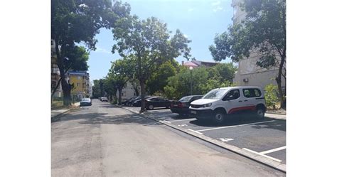 Улица в район Южен от дупките до новия асфалт и паркинг Кога и другите Снимки