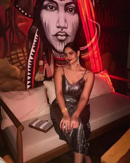 Diksha Sharma Latest Hot Pics And Photo