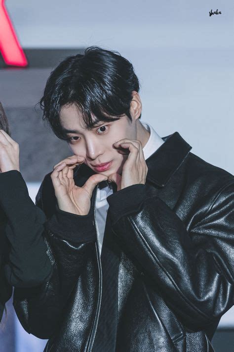 Hope adlı kullanıcının Choo babe Woo panosundaki Pin