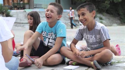 Детски летни лагери Изкуството да живееш Youtube