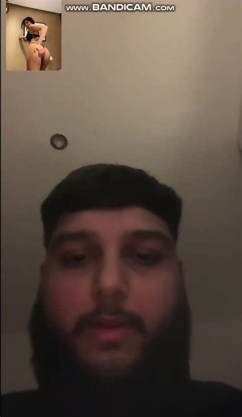 scandal aqib ahmed from pakistan and living in uk doing sex in caméra