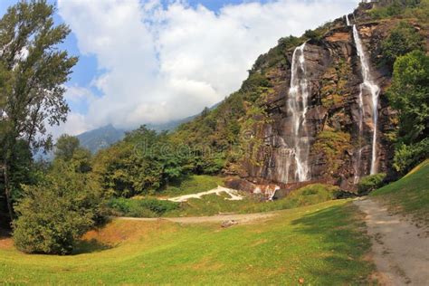 Parallel Streams Of Water Stock Image Image Of Water