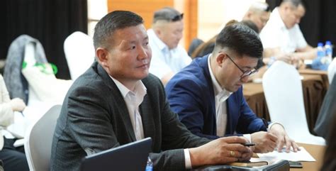 Хаягдал цаас дахин боловсруулах анхны үйлдвэр дотоодын хэрэгцээг бүрэн хангахыг зорьж байна