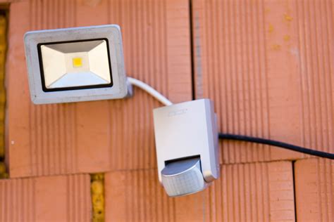 Motion Sensor Turns On And Off How To Fix It LampHQ