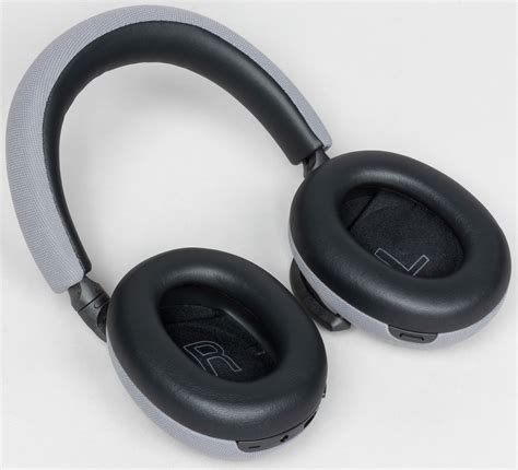 Обзор полноразмерных беспроводных наушников Bowers&Wilkins PX7
