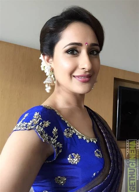 Actress Pragya Jaiswal Cute Gallery 2025 Finetoshine