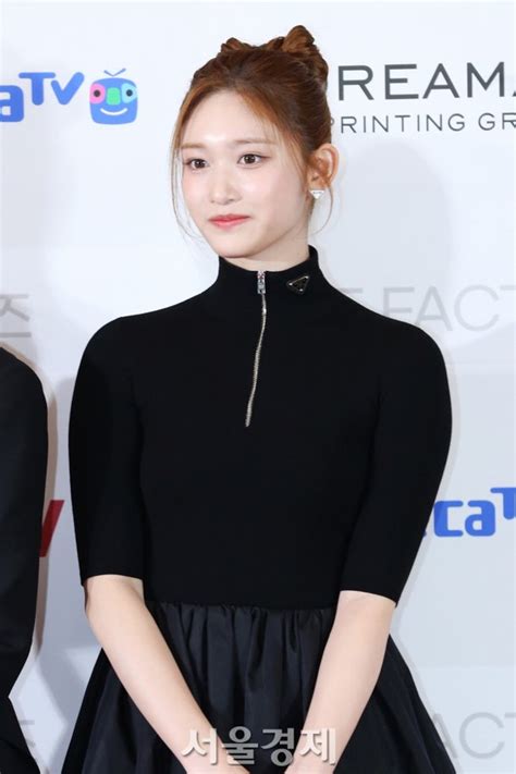 아이브 이서 세상에서 제일 귀여운 막내 [se★포토] 네이트 뉴스