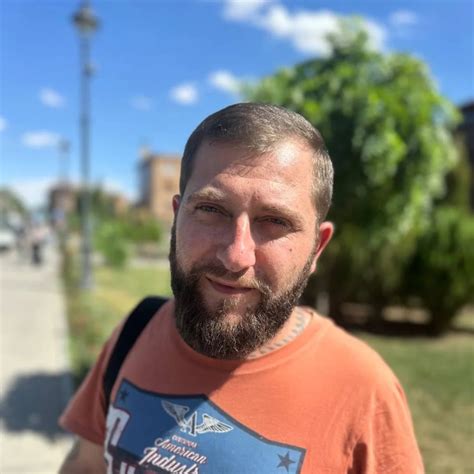 1️⃣ Չինաստանում տեղացիների սեղանին չկա սովորական հացը։ Այս հարցին բժիշկը պատասխանեց․ «Մենք չենք