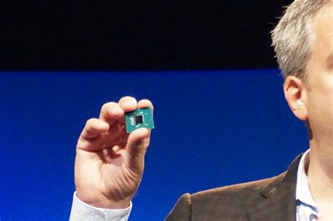 기글 하드웨어 뉴스 리포트 인텔 14나노 브로드웰덴버톤을 저전력 서버로 출시