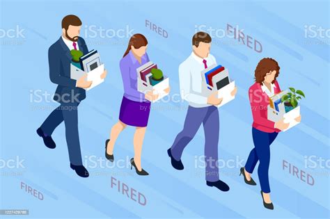 아이소메트릭은 자신의 물건이 있는 상자를 들고 좌절한 사업가를 기각했다 실업 위기 실업 및 직원 일자리 감소 인원 삭감에 대한 스톡 벡터 아트 및 기타 이미지 Istock