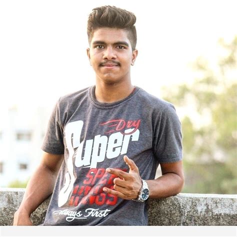 vivek gaikwad medium