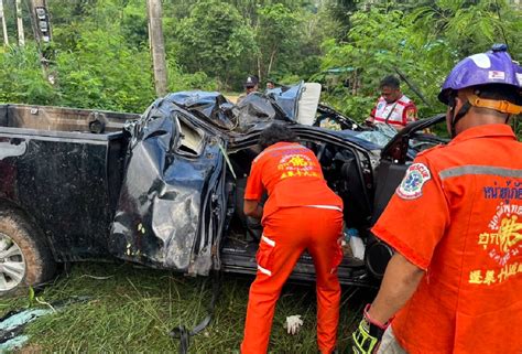 สลด แม่รับลูกสาว 3 คนกลับบ้าน รถกระบะ พลิกคว่ำตกเหว เสียชีวิต 1 ราย สาหัส 3 ราย คมชัดลึก