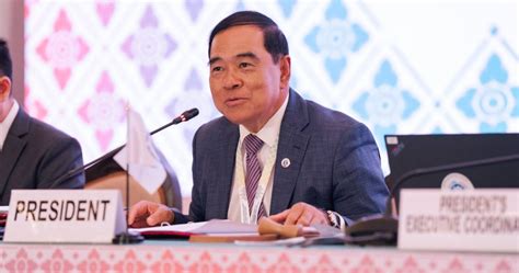 ឯកឧត្តម ទេសរដ្ឋមន្ត្រី លី ធុជ អញ្ជើញបន្តដឹកនាំកិច្ចប្រជុំពេញអង្គ នៃកិច្ចប្រជុំកំពូលសៀមរាបអង្គរ