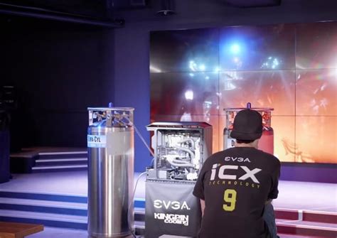 Liquid Nitrogen Computer Cooling System