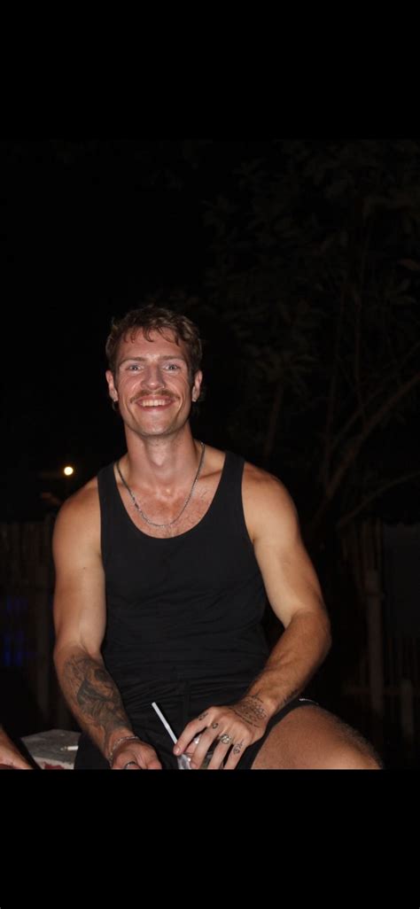 olly dobson on linkedin 𝗜𝗻 𝟮𝟬𝟮𝟮 𝗬𝗼𝘂𝘁𝘂𝗯𝗲 𝘀 𝗮𝗹𝗴𝗼𝗿𝗶𝘁𝗵𝗺 𝗰𝗵𝗮𝗻𝗴𝗲𝗱 𝗺𝘆…