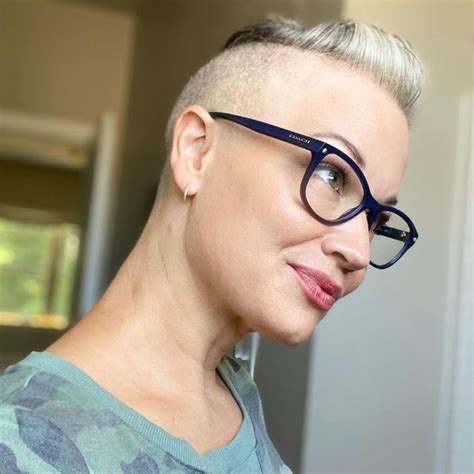 Hairdare Womenshair Undercut 360undercut Hairstyle Hairstyles With