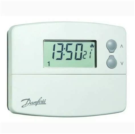 Danfoss Tp5000si Programmable Room Thermostat Battery Powered Hardwired 000036 £39 99