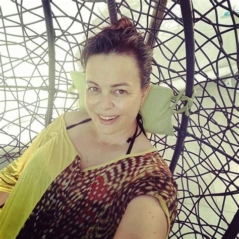 Векилска избяга в Албания