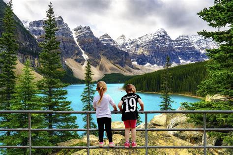 8 무료 세계여행자 And 소녀들 이미지 Pixabay