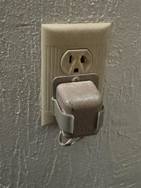 confusing objects that prove someone thinking outside the box meme