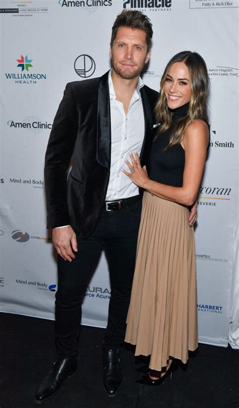 Jana Kramer Marries Allan Russell In Intimate Ceremony At Scotland