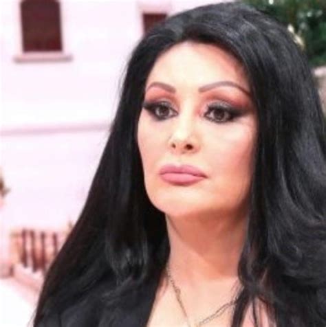 Семейна драма в дома на Драгана Миркович Май ще приключат с мъжа й