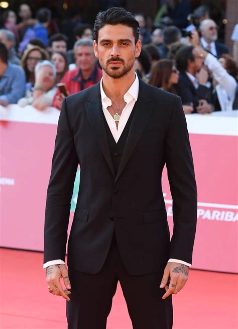 Category365 Days Cast Netflix Wiki Fandom