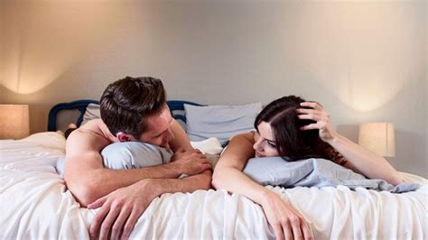 การกระตนจด P และการแทรกซม กระตนจด P ของผชาย GayPornMenu