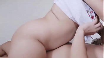 Pinay Na Malaki Suso Iniyot Ni Tito Sa Kwarto Xnxx Com