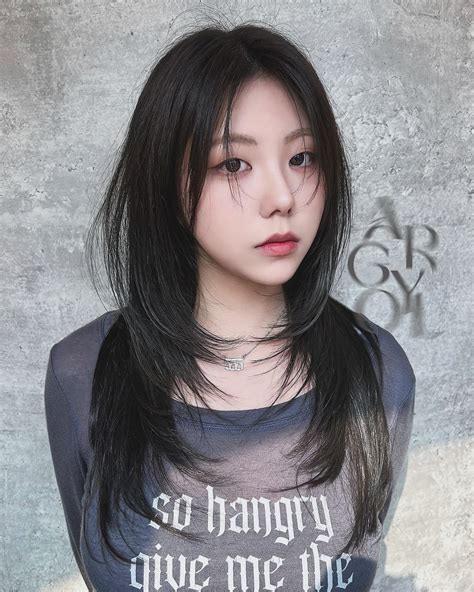 홍대미용실 아르결 이서 실장 레이어드컷 레이어드펌 허그컷 허쉬컷 레이어드컷 가닥가닥 떨어지는 슬릭한 질감의 레이어드컷