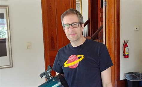 Cincinnati Observatorys Dean Regas Shares 1 000 Facts About Space Wvxu