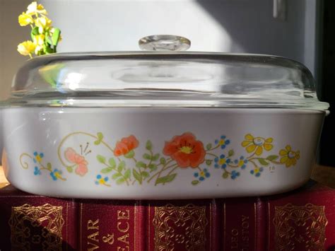 Vintage Corning Ware Wildflower Pattern Covered Casserole Dishes A 10 B