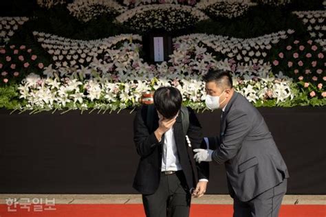 당신들 잘못이 아닙니다” 이태원 참사 추모 물결 확산 한국일보