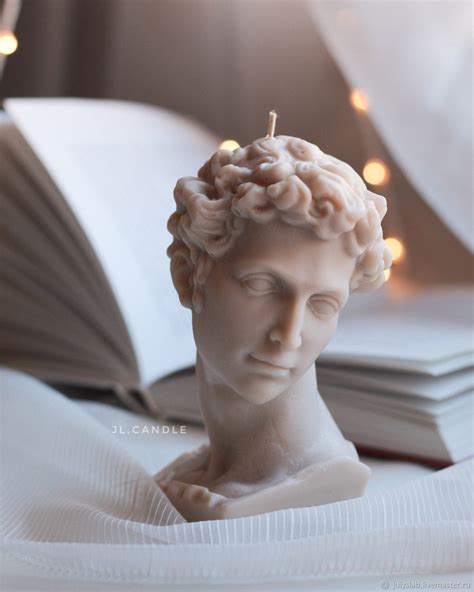Соевая свеча Джулиано Медичи скульптура купить в интернет магазине Ярмарка Мастеров по цене 1200