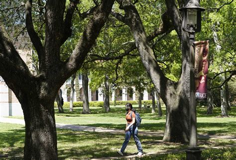 New Program Addresses Traumatic Process Of Sexual Assault Reporting For Victims At Houston Colleges