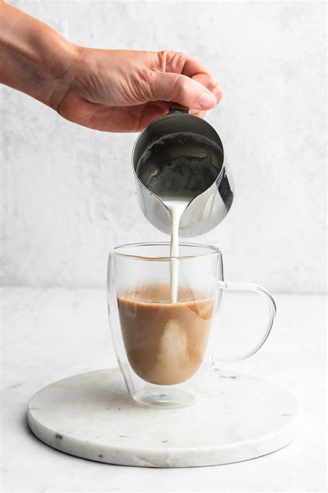 How To Make The Perfect Homemade Latte