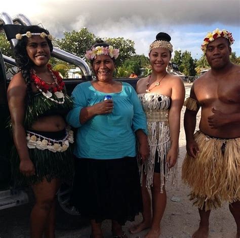 Nauru Traditional Dress Nauru Island Nauruan Beauties Wearing Their