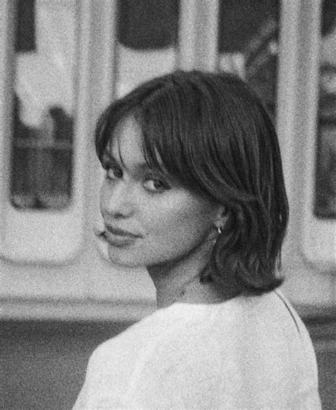 Pin By Emma Bell On Haircuts Short Brunette Hair Hair Inspiration