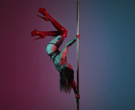Ayesha Intensives Badass On Brass Pole Dancing Perth