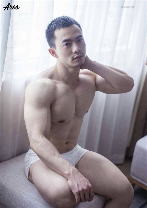 ARES PART Photo BoyFriendTV