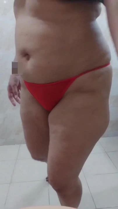 Desi Hot Mom Bathrum Fun Shower Shower Porn Feat Hot Indian Mommy