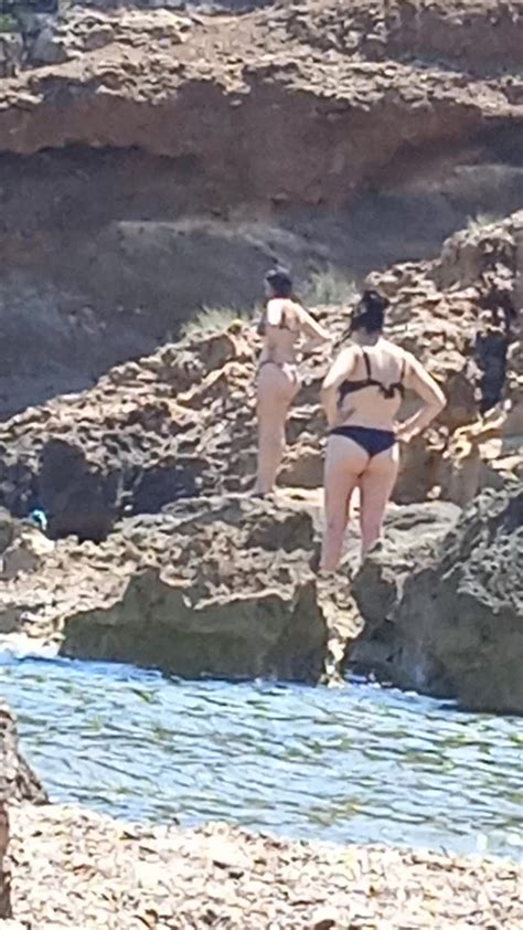 FLASHING TO BEACH ThisVid Com