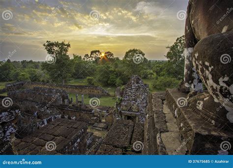 Pre Rup Sunset 2 Stock Image Image Of Sombre Grass 37675685