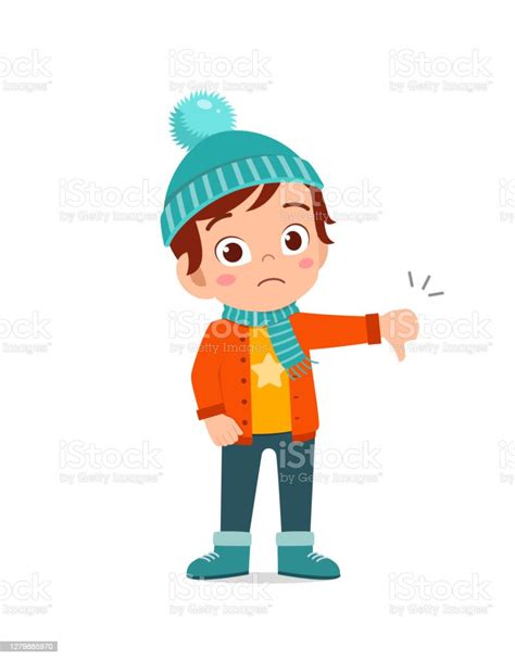 행복한 귀여운 작은 느낌 실망과 겨울 시즌에 재킷을 착용 아이는 엄지 손가락을 아래로 사용하고 따뜻한 옷을 입고 개인 장식품에 대한 스톡 벡터 아트 및 기타 이미지 Istock