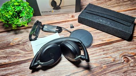 Jabra Evolve Flex Review Are These Cool Foldable Wireless Headphones The Ultimate Flex For
