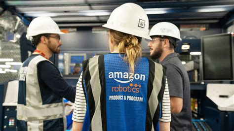 Amazon Announces New Fulfillment Center Robots Sequoia And Digit