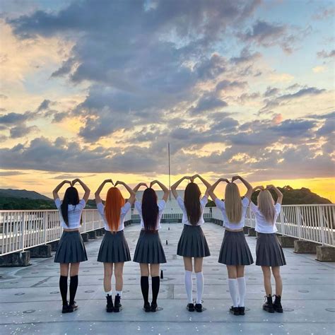 Cignature Kpop In 2024 Girl Group Kpop Girls Latest Albums