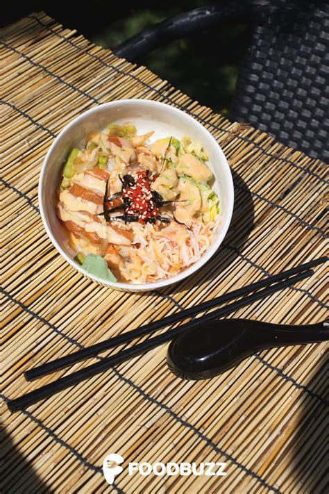 Poki Poke A Japanese Food With Ingredients Taste Close To Sushi But In A Bowl