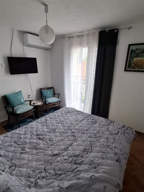 Soba 2 Devojačka Soba Apartmani Slikareva KuĆa